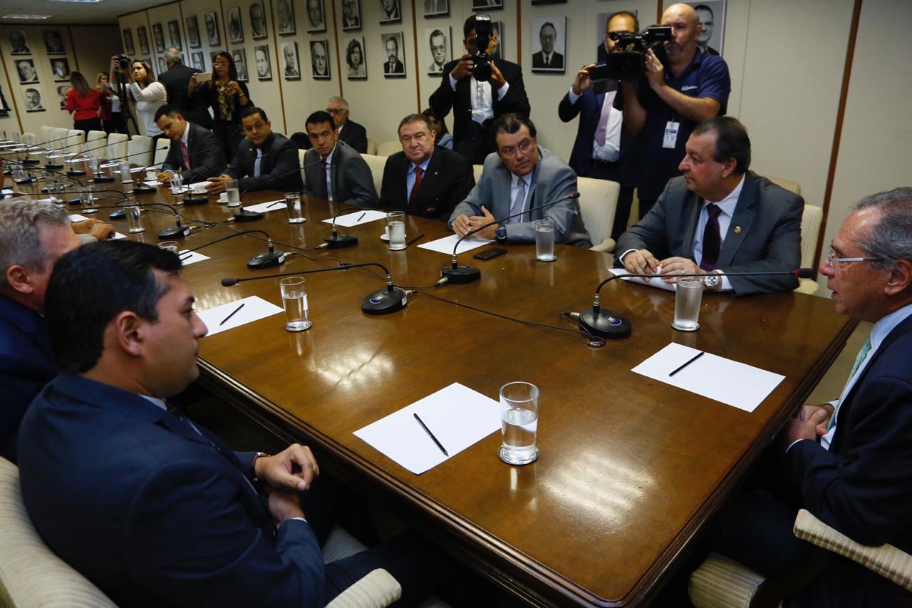 Após mal-estar, bancada do Amazonas tem reunião com Paulo Guedes ...