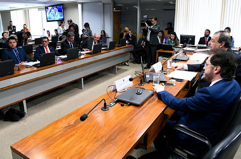 Comissão do Senado aprova prorrogação de dedução no IR para empregador ... Comissão do Senado aprova prorrogação de dedução no IR para empregador ...