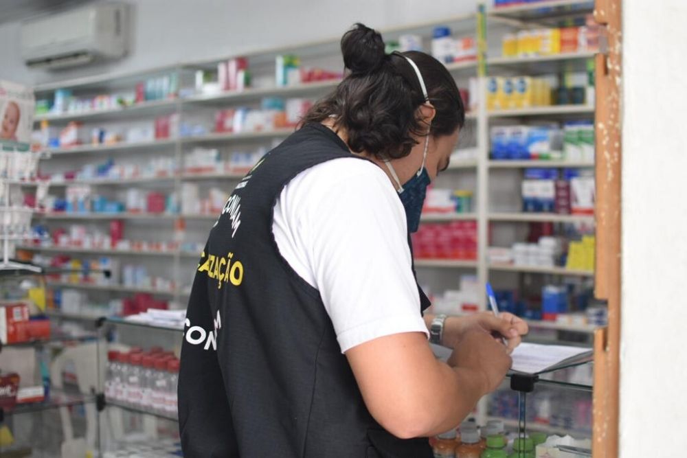Procon-AM identifica alta nos preços e apreende mais de 300 frascos de ...