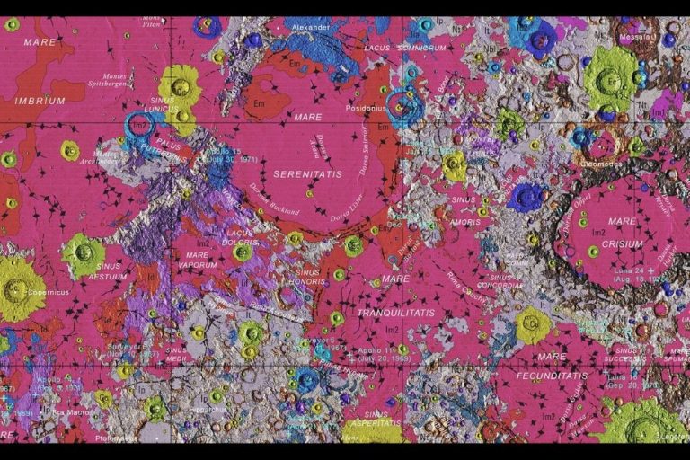 Astrônomos divulgam primeiro mapa superdetalhado da superfície da Lua ...