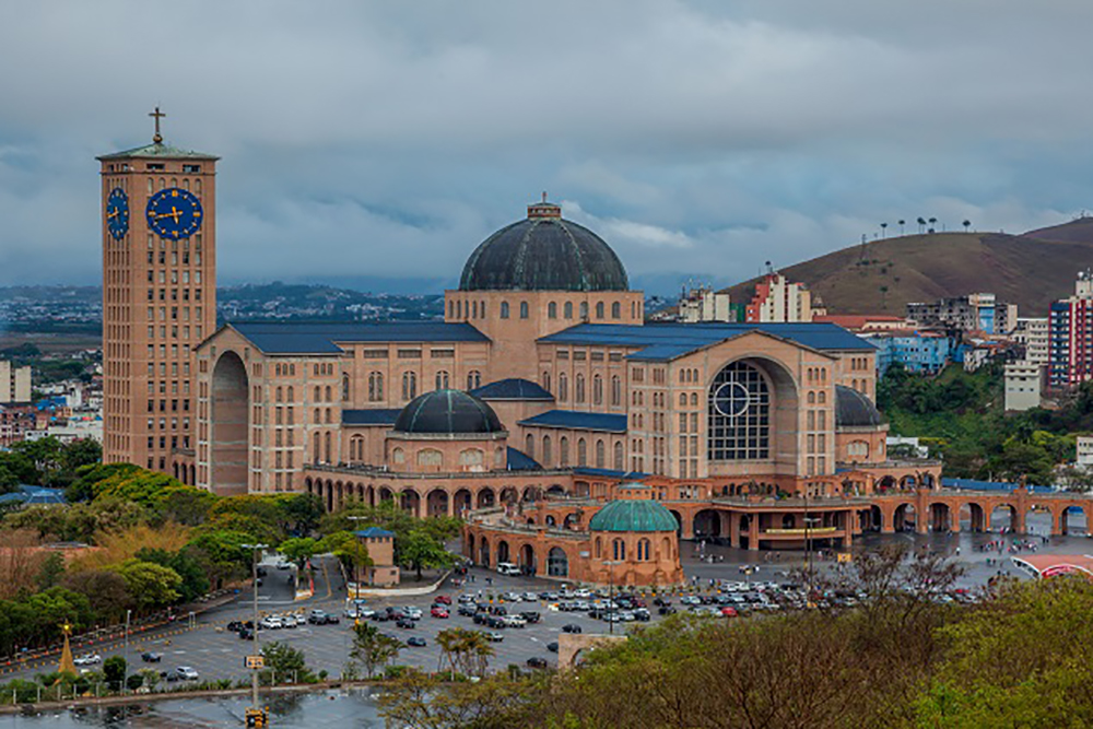 Turismo religioso em Aparecida: conheça a terra da Santa Padroeira ...