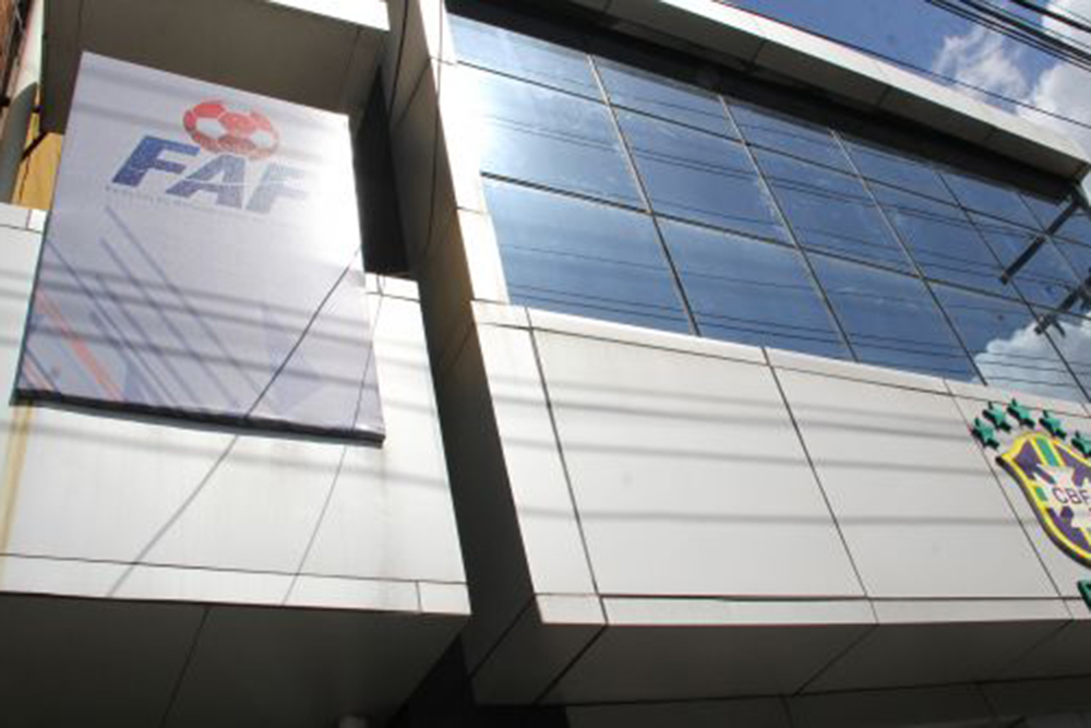 FAF anuncia que buscará impedir novos episódios violentos no futebol ...