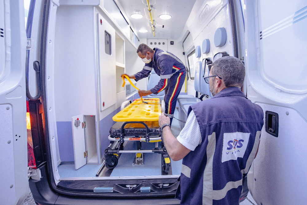 SOS Vida realizou mais de 379 mil remoções de usuários para unidades de ...