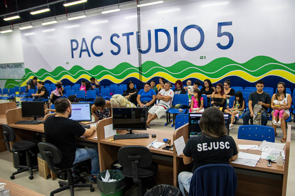 Serviços da Suhab são disponibilizados na unidade do PAC no Studio 5 ...