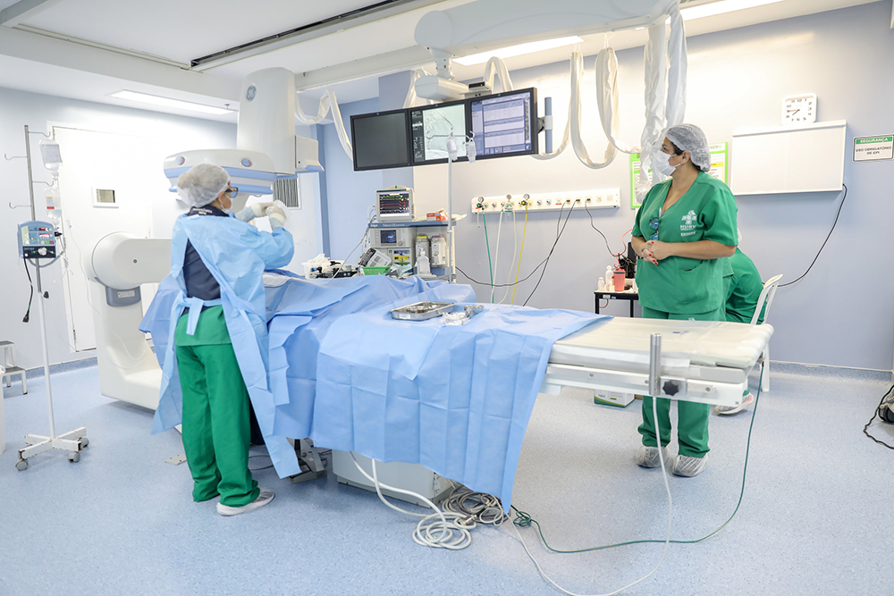 Após ampliação para exames de cateterismo, HUGV atende os primeiros ...