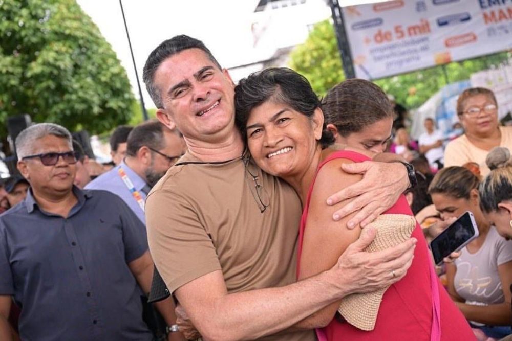 David Almeida aniversaria e afirma: ‘Sou um homem realizado’. Veja ...