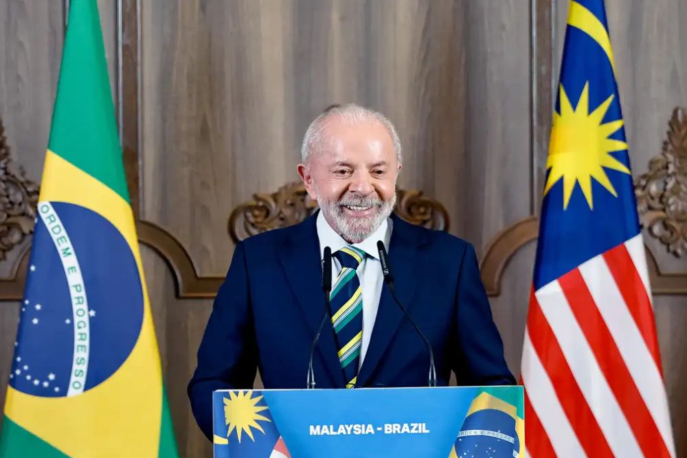 Lula participa de Cúpula da Ásia do Leste