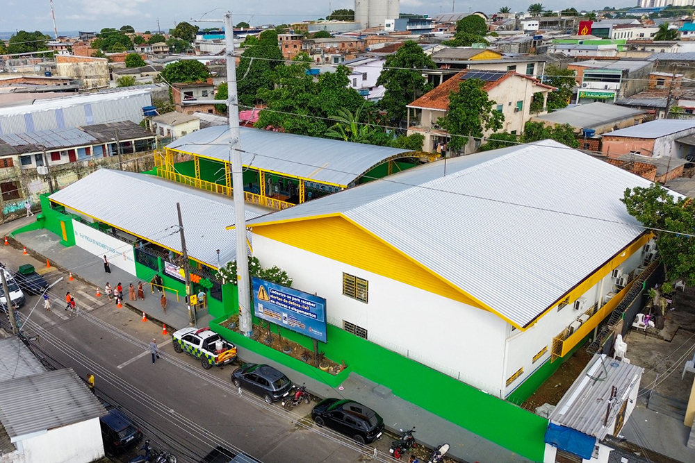 David Almeida reinaugura escola revitalizada na Compensa 2 - Portal do ...